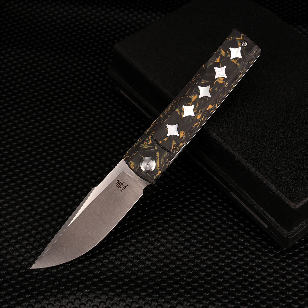KATSU GENKAI_Tsuki, Satin Finished M390 Steel Blade, Carbon Fiber Hand ...